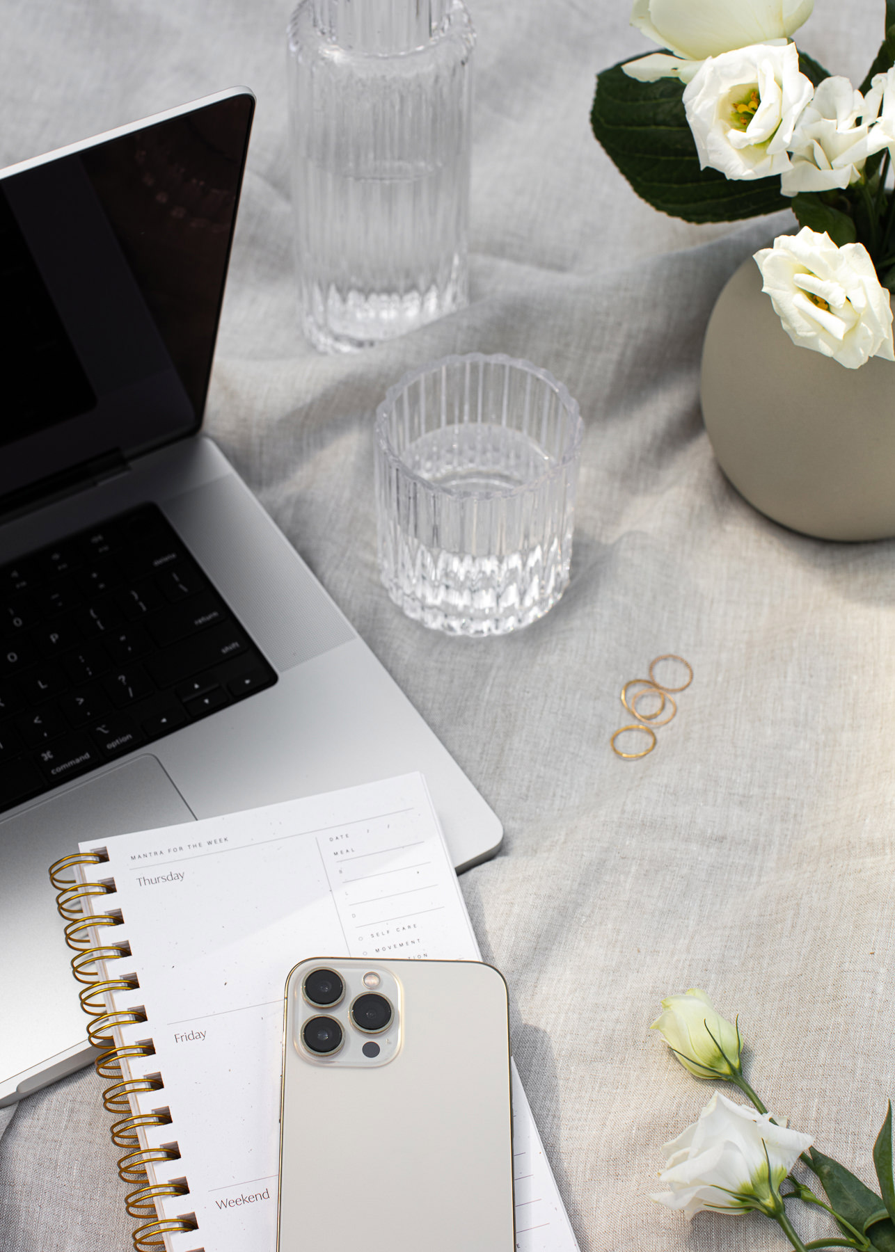 Erin Loechner: From HGTV to Living Tech-Free - shannaskidmore.com